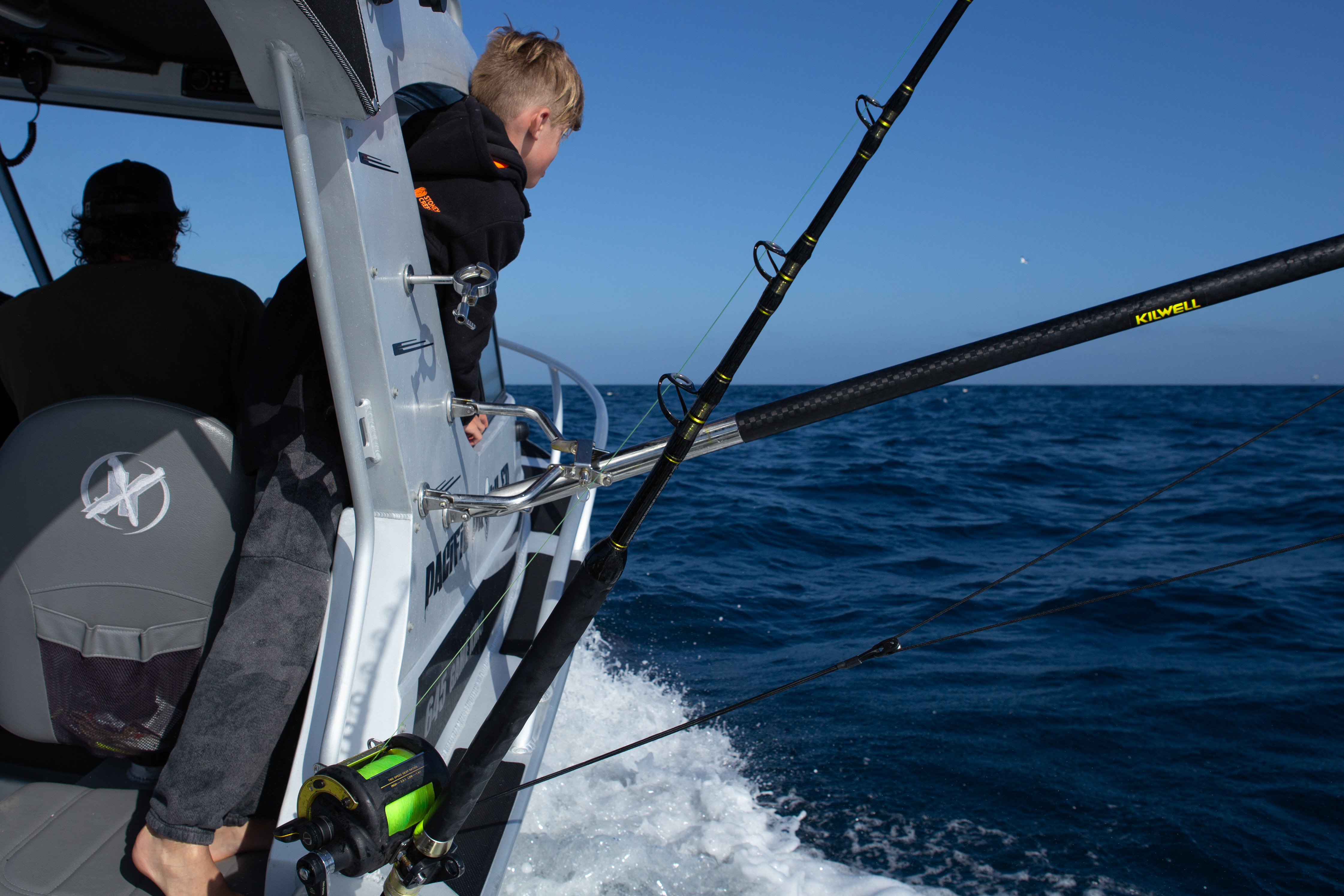 Kilwell Custom Carbon Fibre Outriggers | Fishing Outriggers